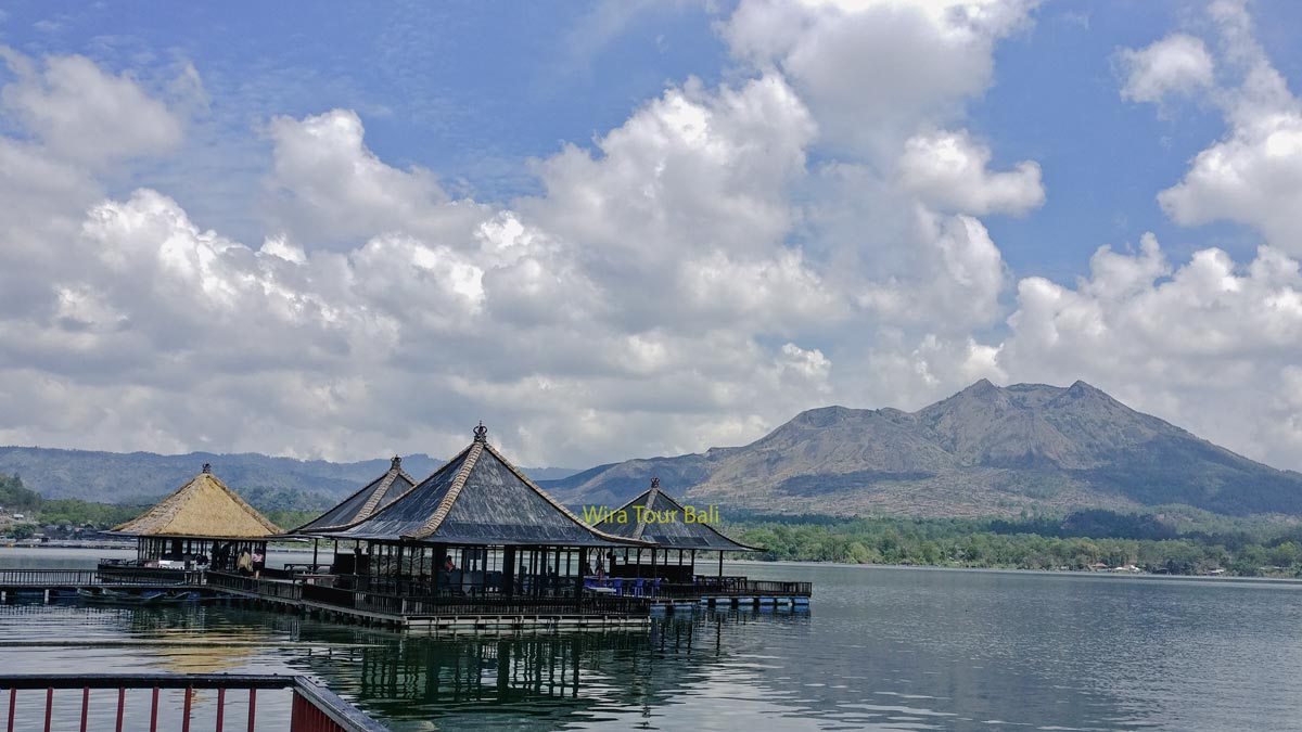 Resto Apung Kintamani Bali - Tempat Makan Tengah Danau Batur