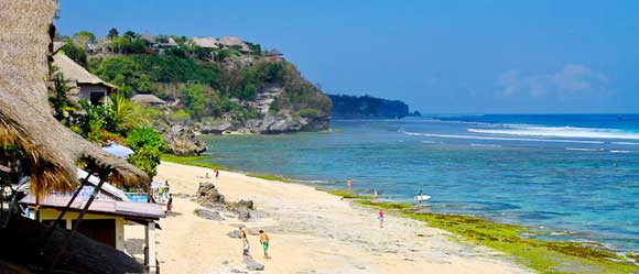 Pantai Bingin Bali - Pasir Putih & Lokasi Tersembunyi