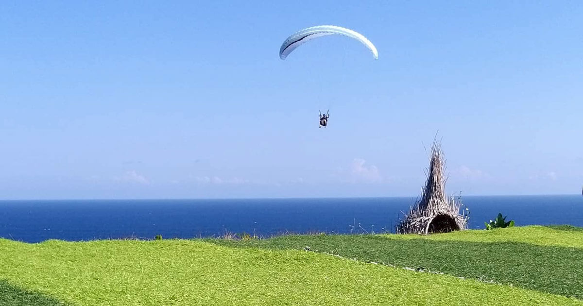 Timbis Paragliding Bali: Harga Promo Tiket Tandem Paralayang